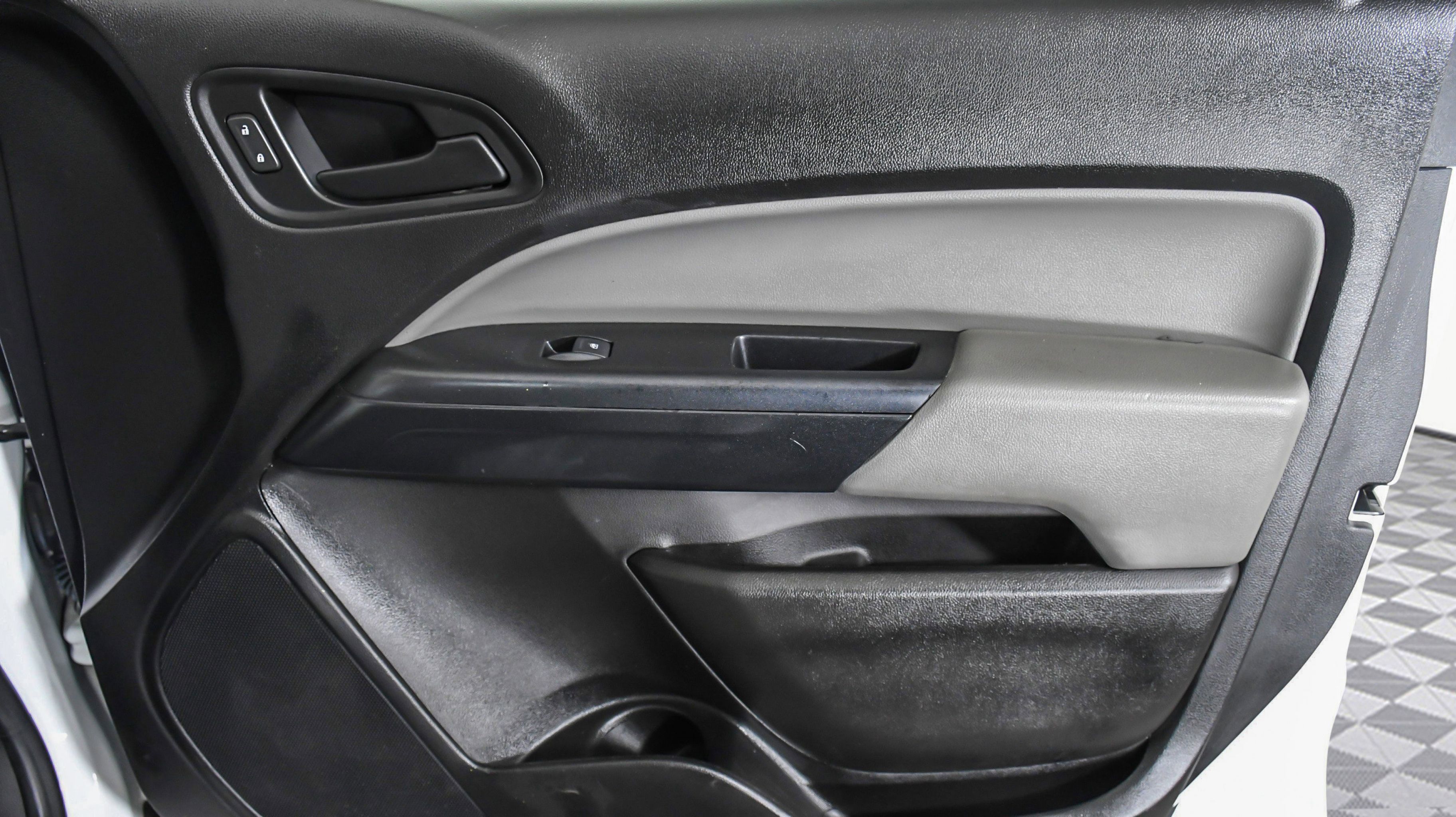 Used 2018 Chevrolet Colorado 2WD Work Truck for sale at HGreg