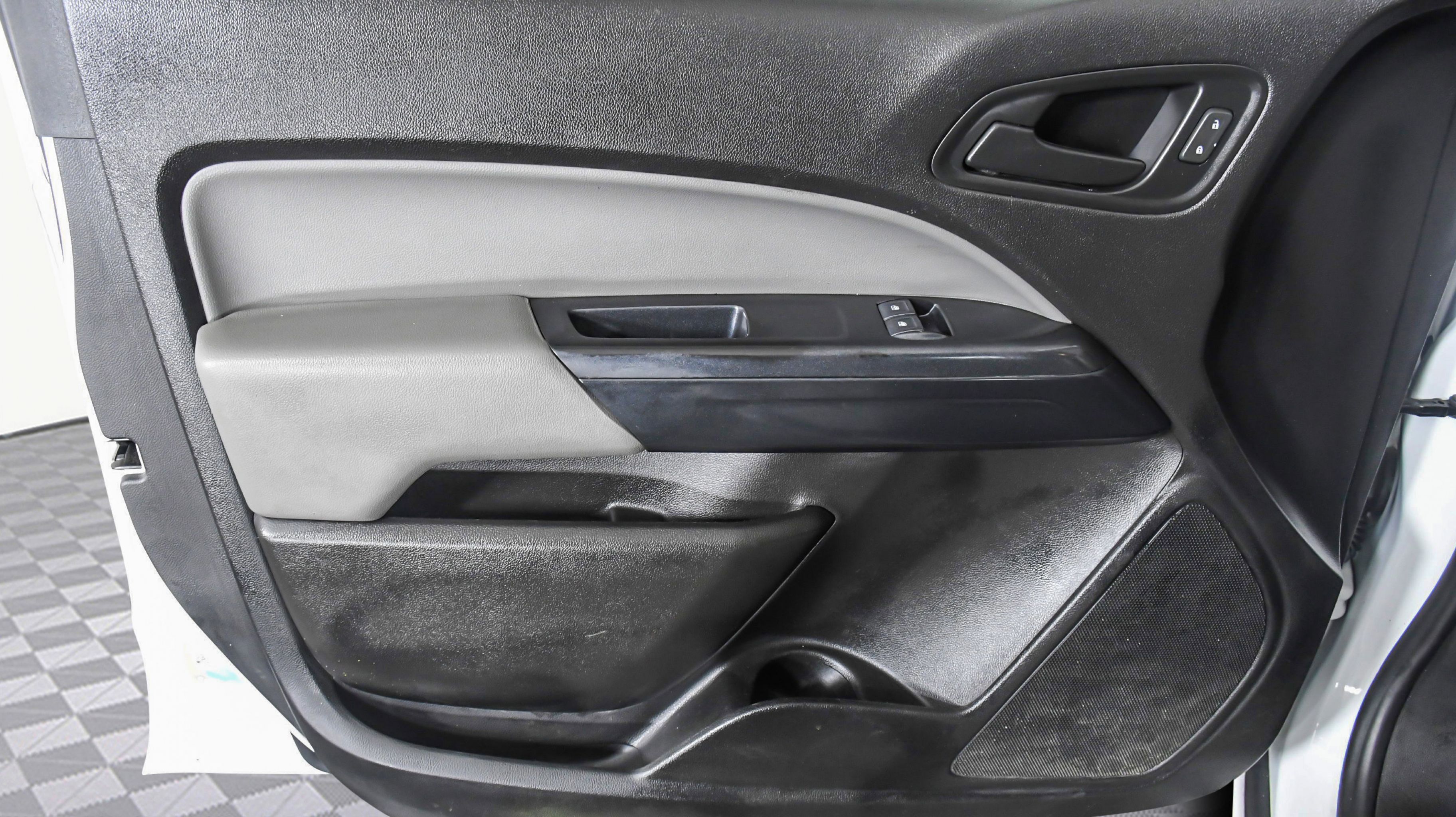 Used 2018 Chevrolet Colorado 2WD Work Truck for sale at HGreg