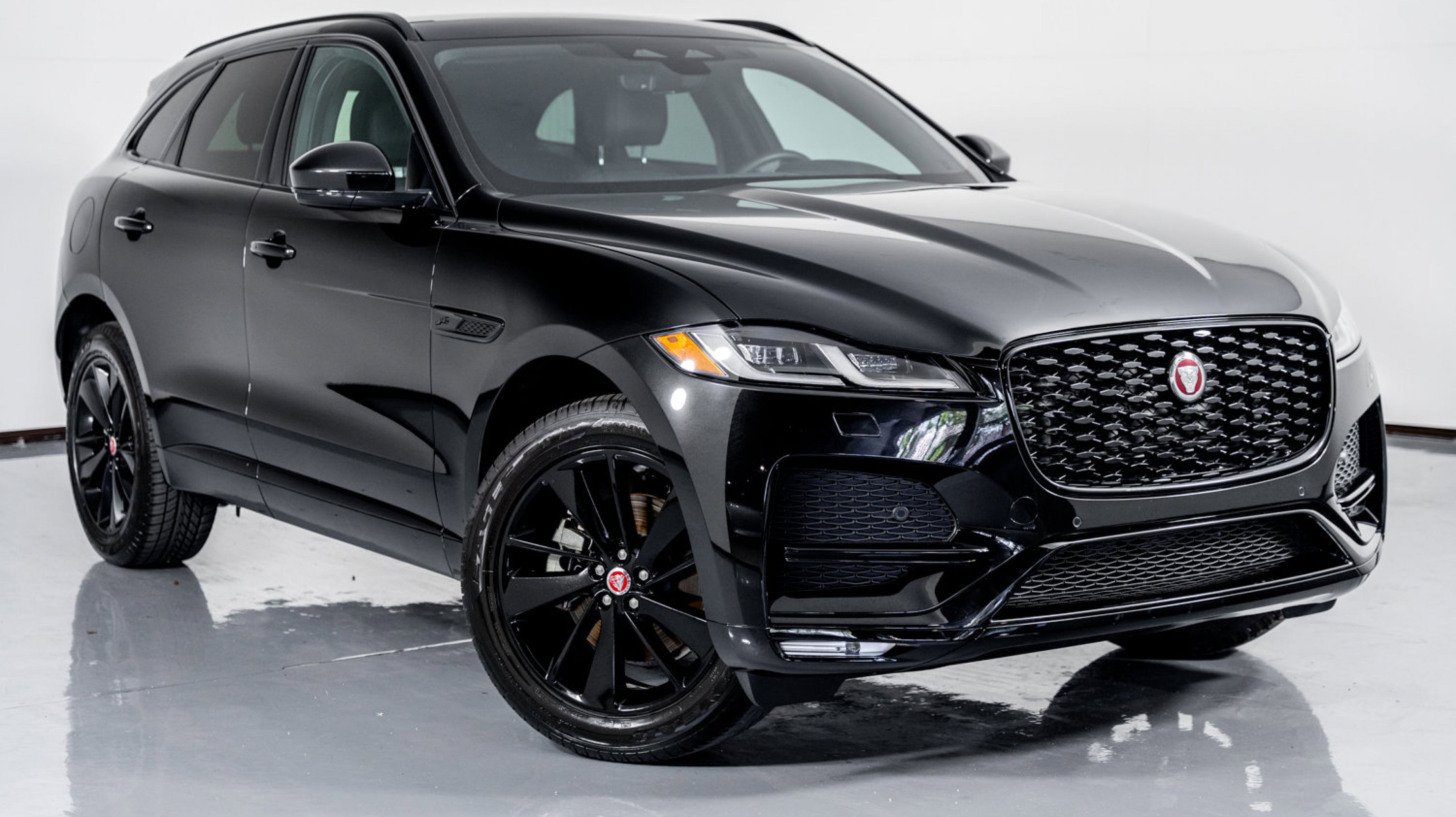 Used 2023 Jaguar F PACE S for sale at HGreg