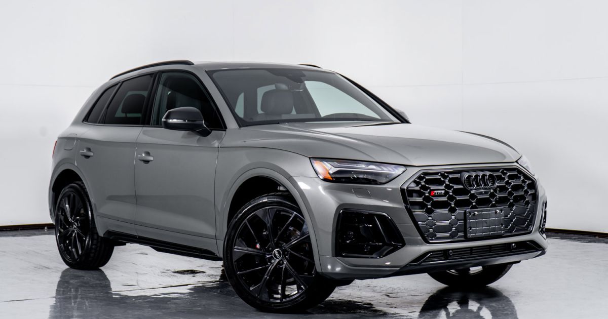 Used 2024 Audi SQ5 Prestige for sale at HGreg