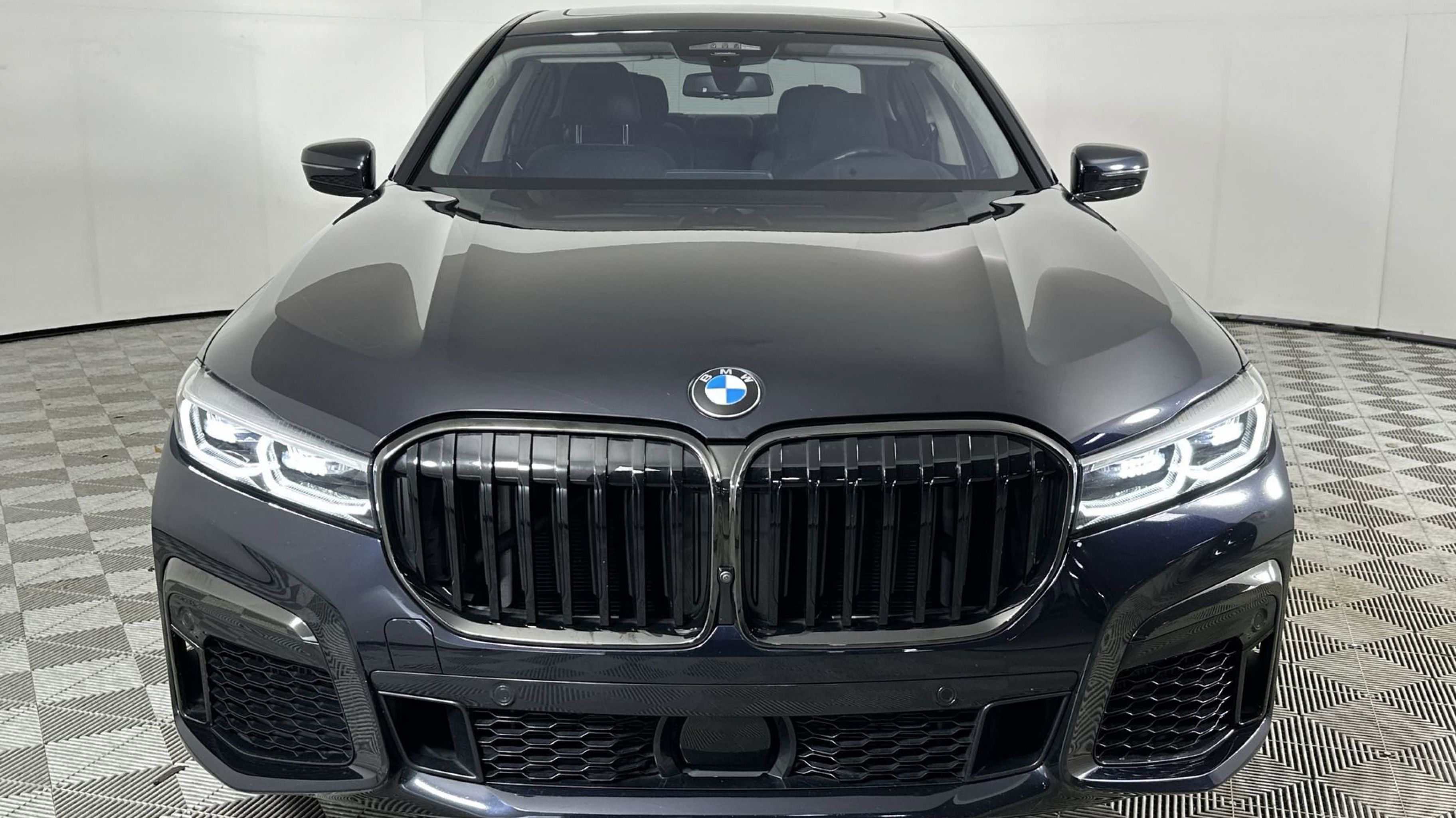 Used 2022 BMW 7 Series M760i xDrive for sale at HGreg