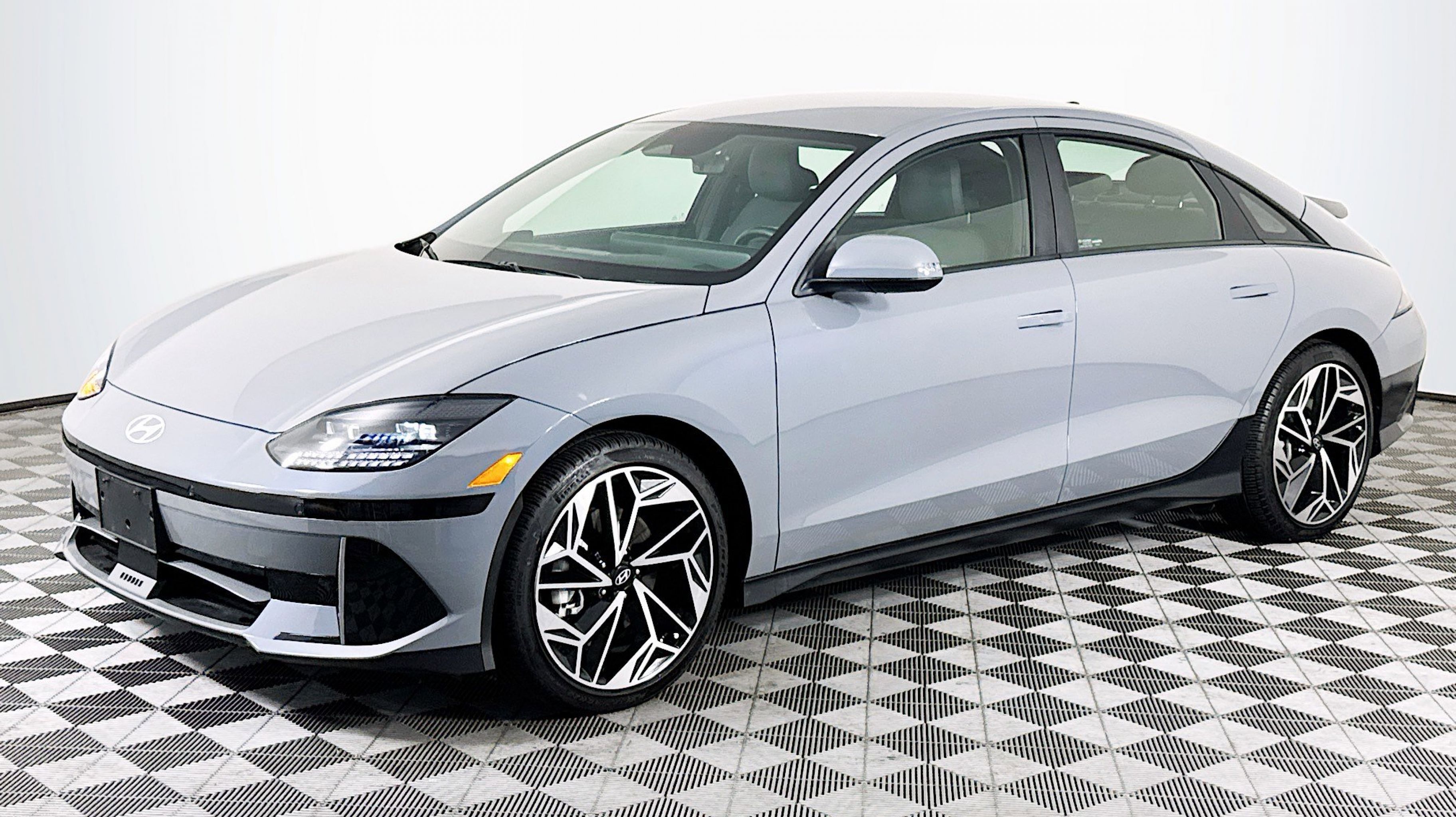 Used 2023 Hyundai IONIQ 6 SEL for sale at HGreg