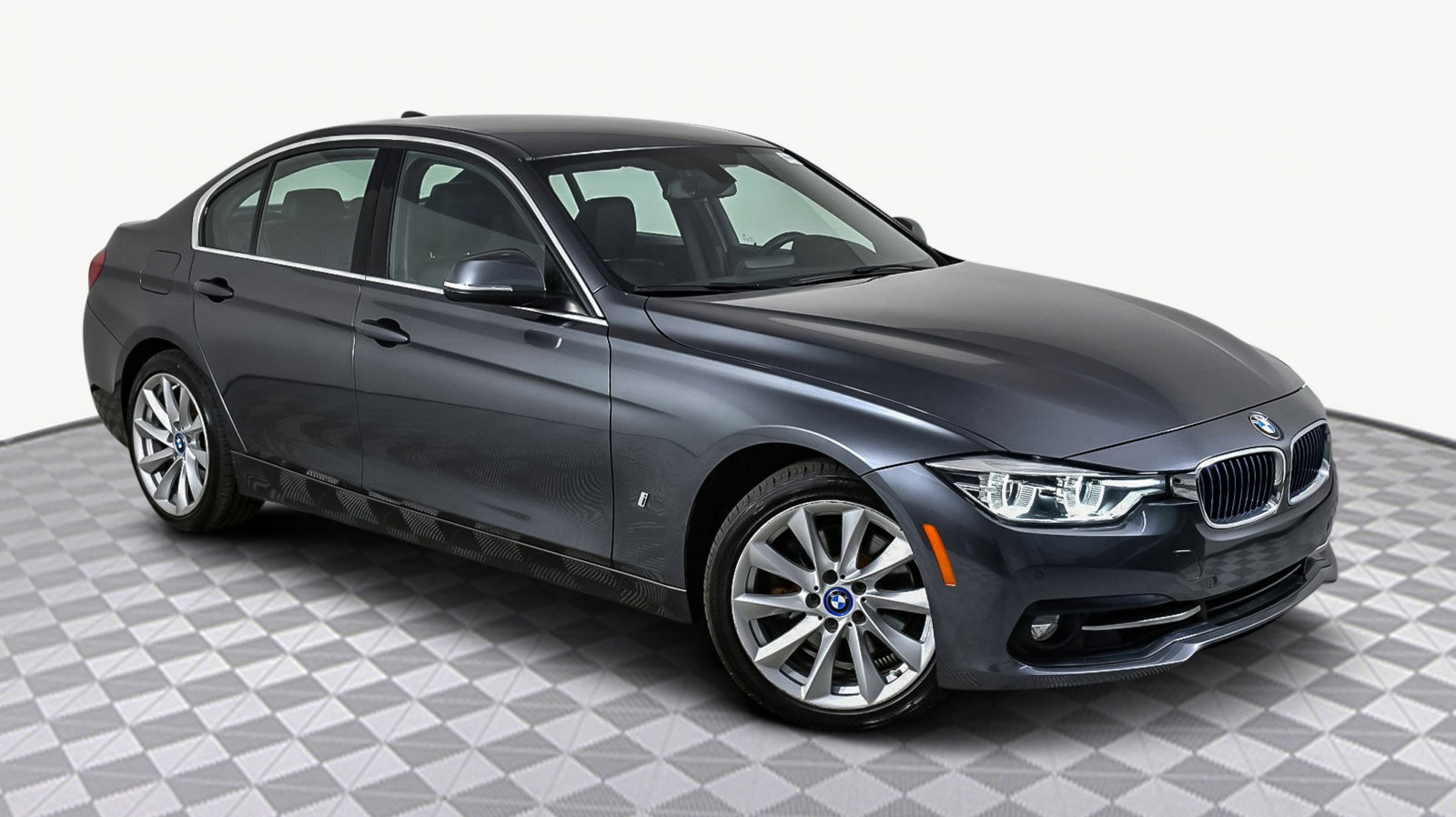 330e 2018 for sale store