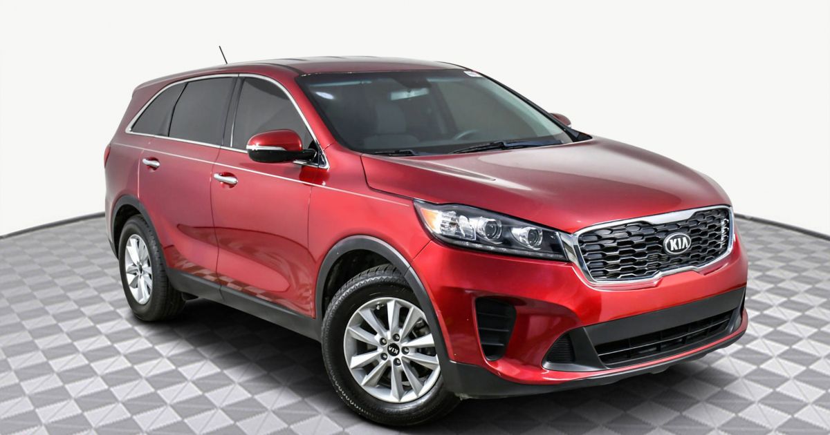 Used 2020 Kia Sorento LX for sale at HGreg
