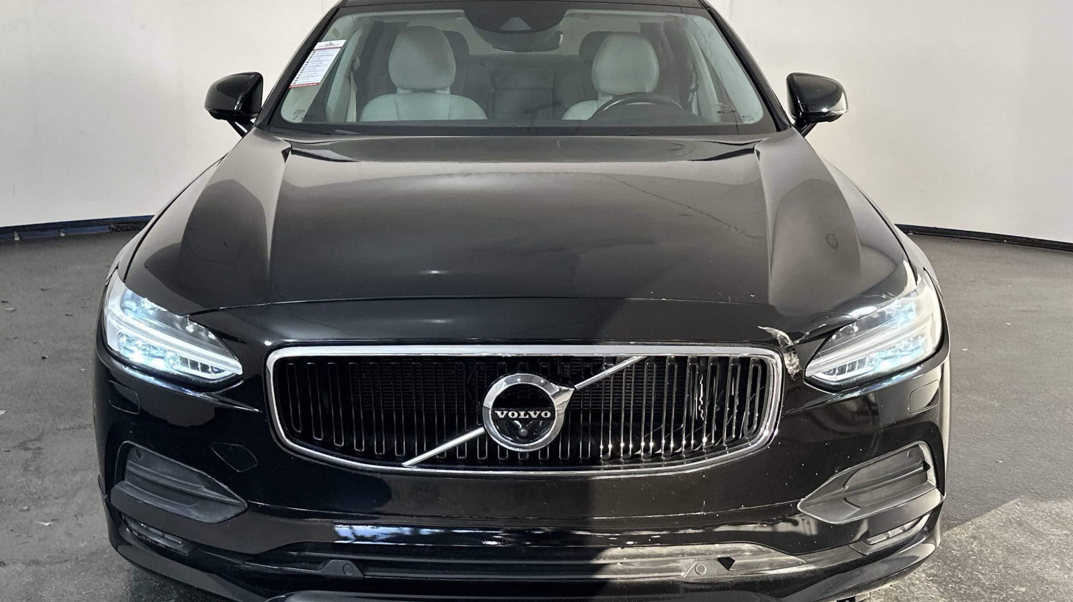 Used 2018 Volvo S90 Momentum for sale at HGreg