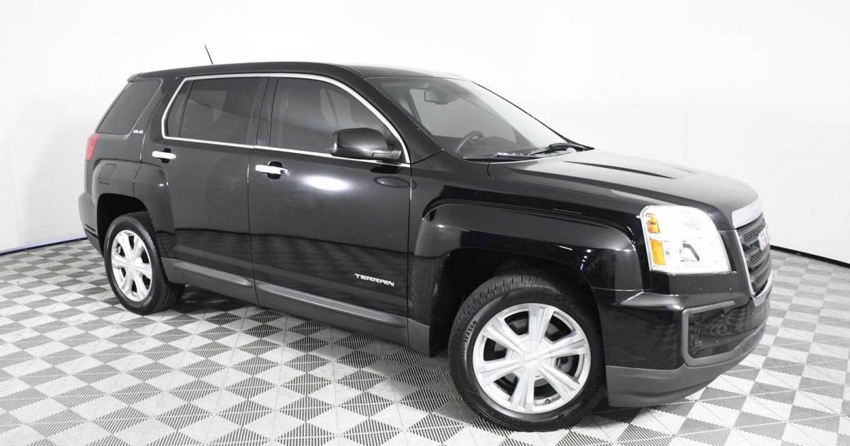 Used 2017 GMC Terrain SLE for sale at HGreg