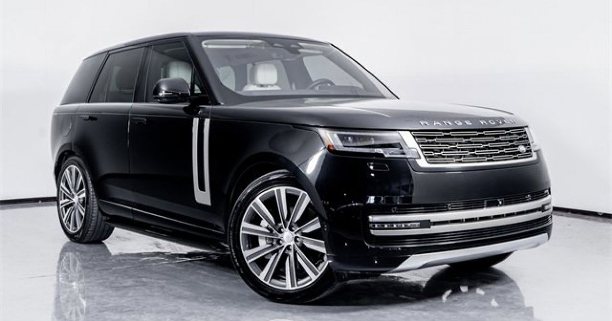 Used 2023 Land Rover Range Rover SE for sale at HGreg