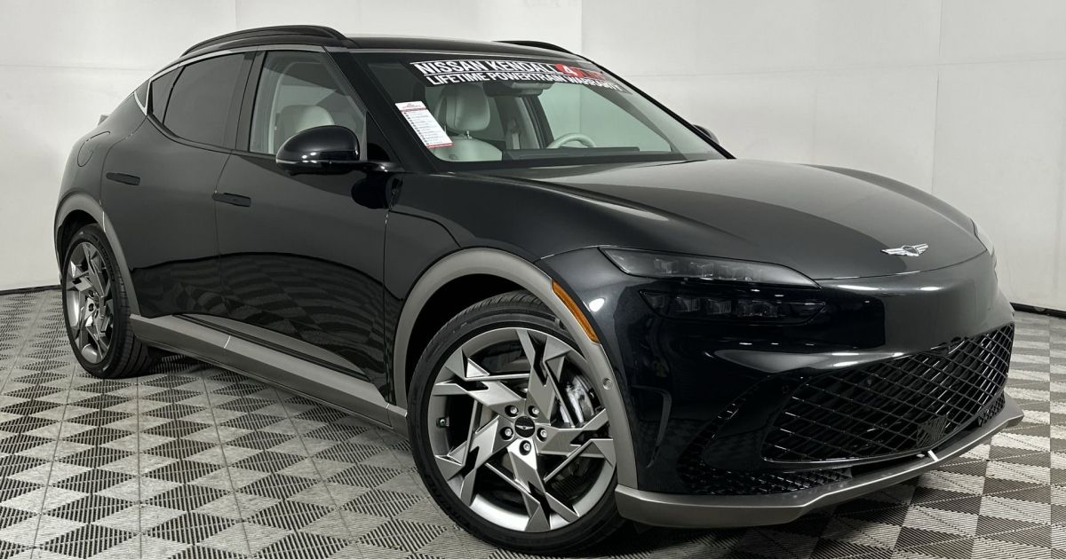 Used 2023 Genesis GV60 Performance for sale at HGreg