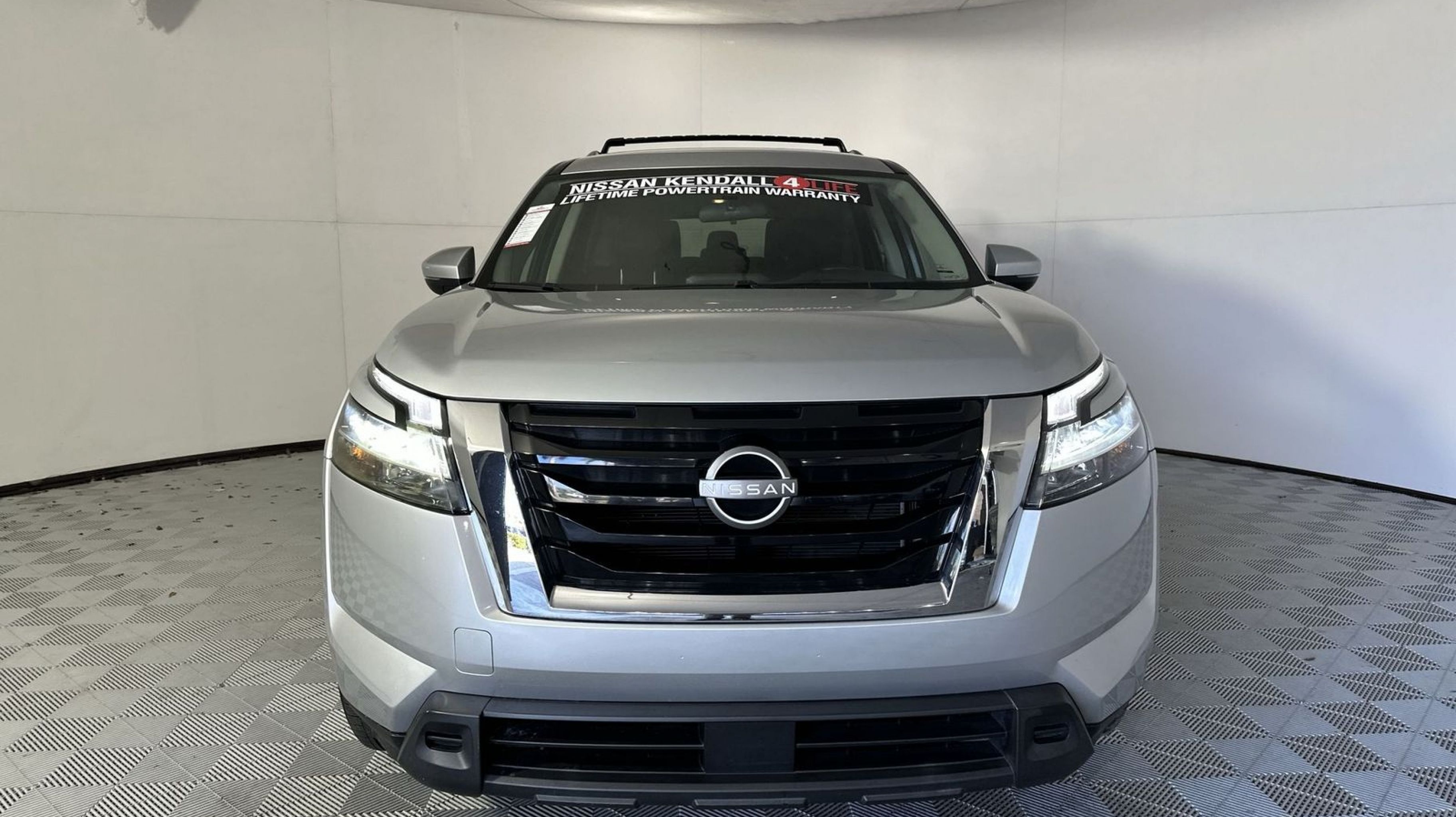 Used 2022 Nissan Pathfinder SV for sale at HGreg